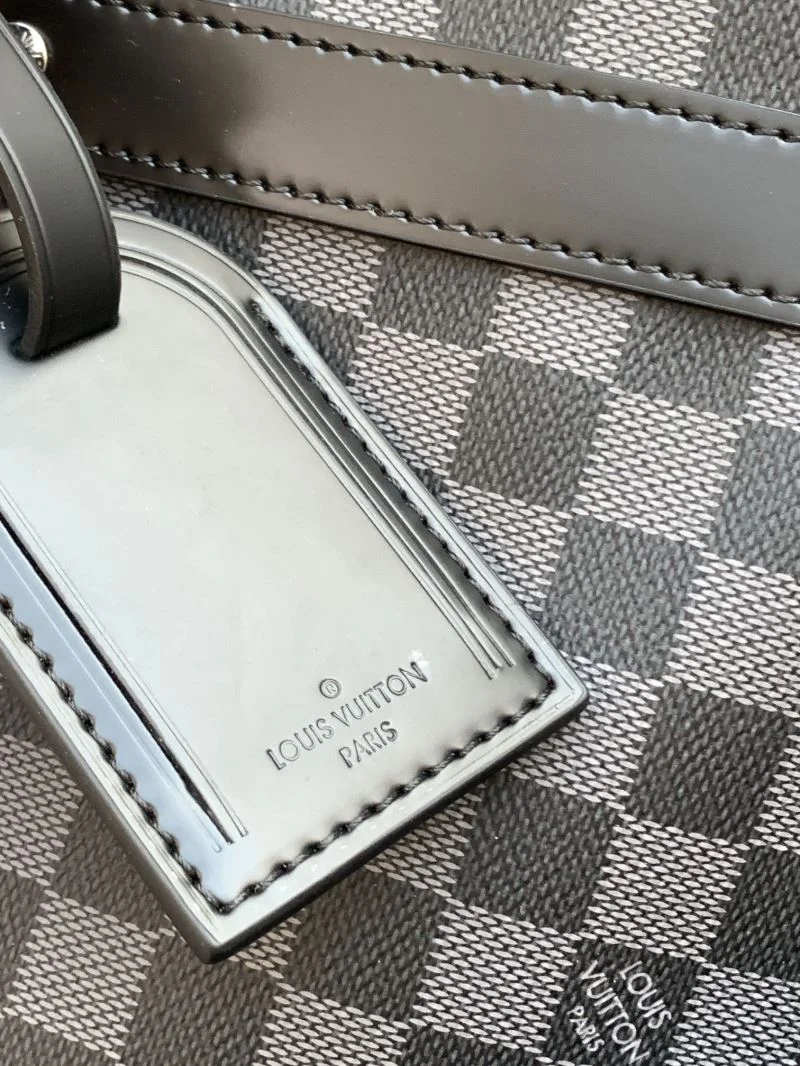 Top mirror Louis Vuitton Travel Bags