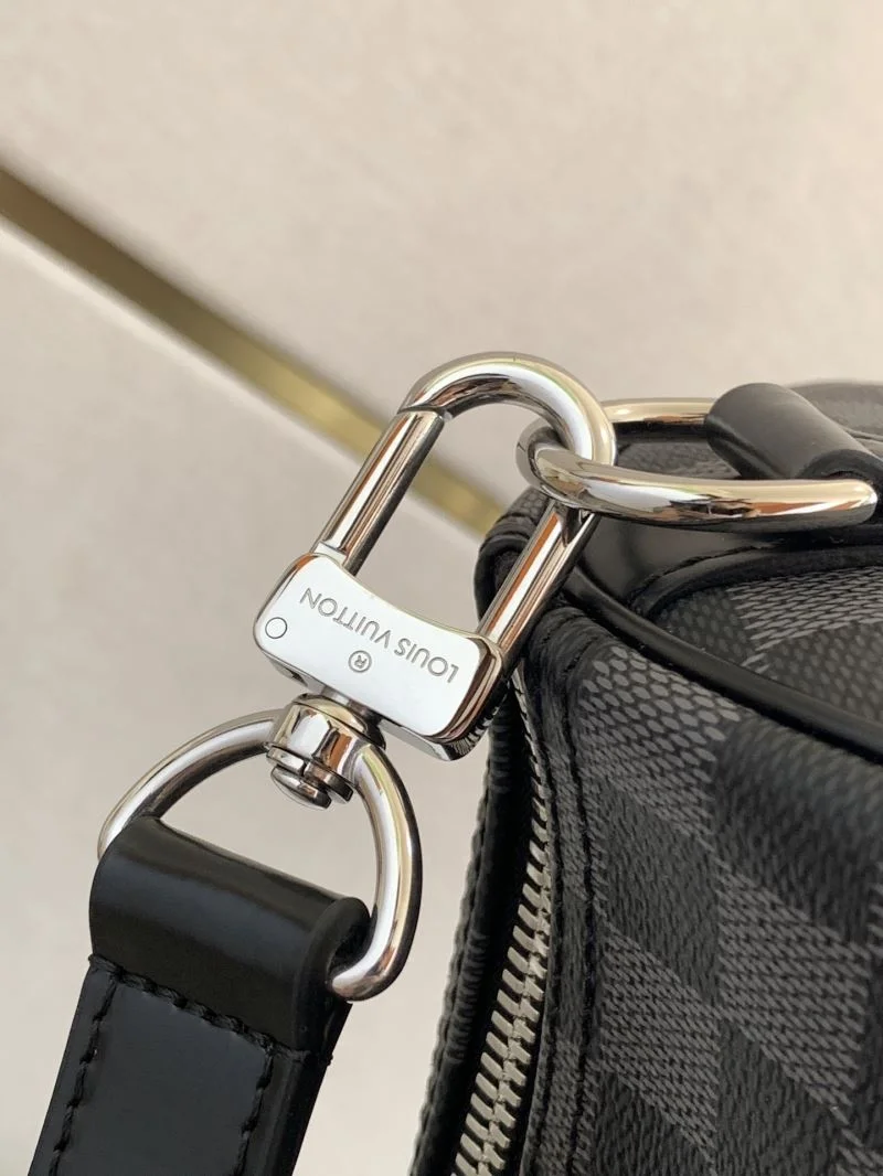Top mirror Louis Vuitton Travel Bags