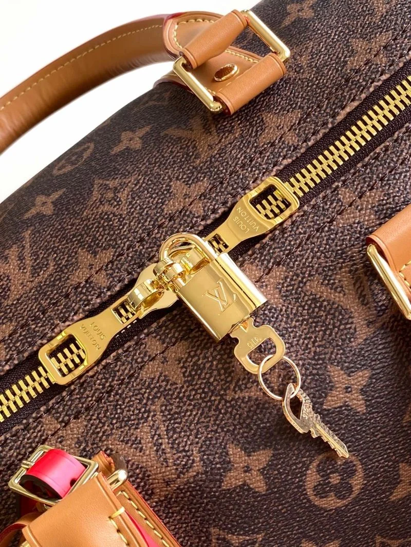 High fidelity Louis Vuitton Travel Bags