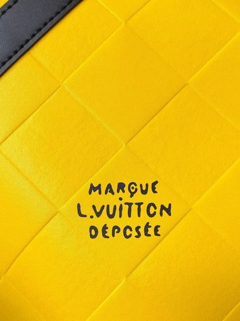 Top mirror Louis Vuitton Travel Bags