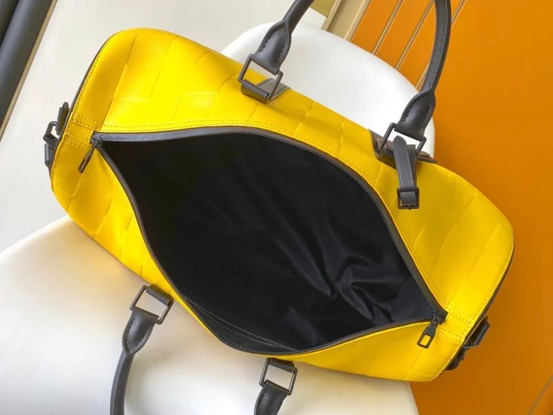 Top mirror Louis Vuitton Travel Bags
