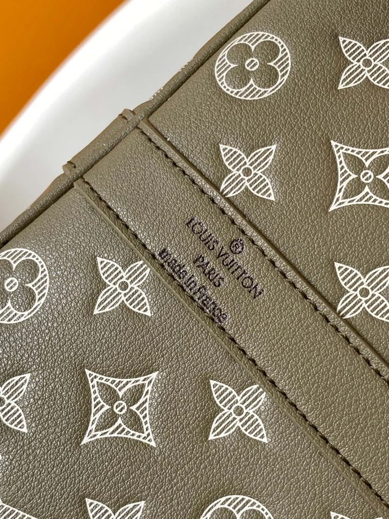 1:1 copy Louis Vuitton Travel Bags