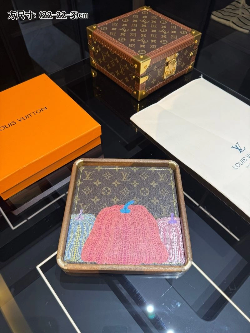 Mirror quality Louis Vuitton Trays