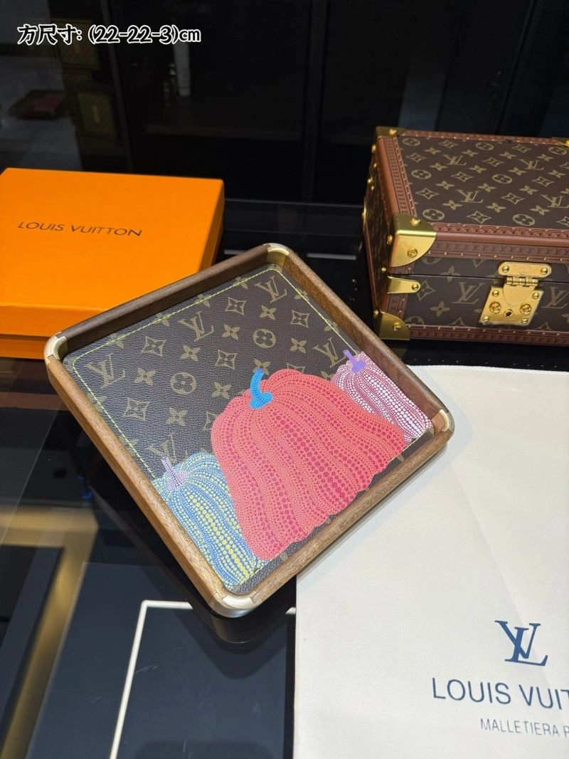 Mirror quality Louis Vuitton Trays