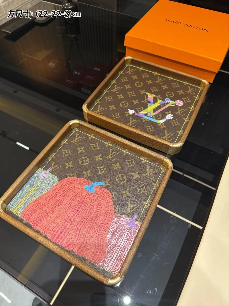 Mirror quality Louis Vuitton Trays