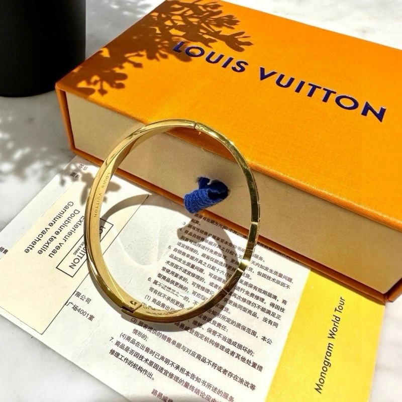 Bargain Louis Vuitton Trays