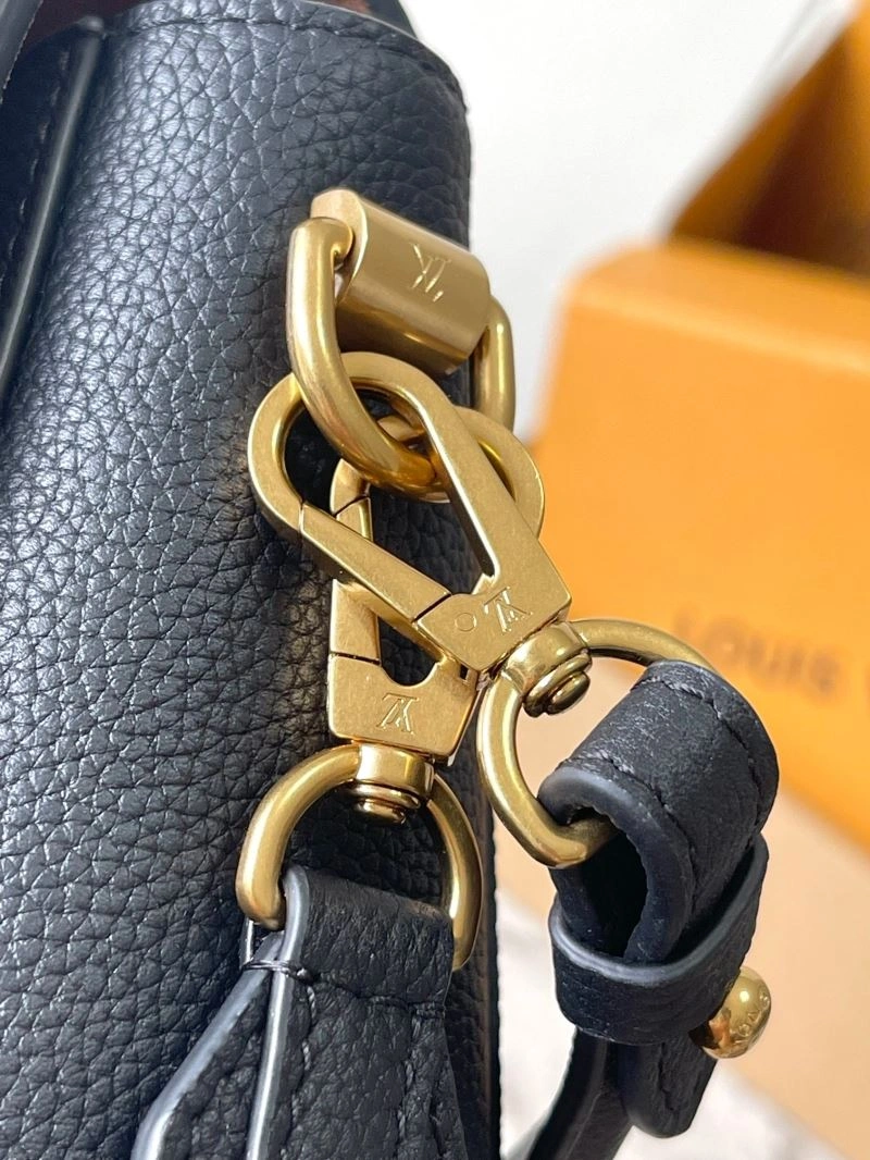 Top mirror Louis Vuitton Twist Bags