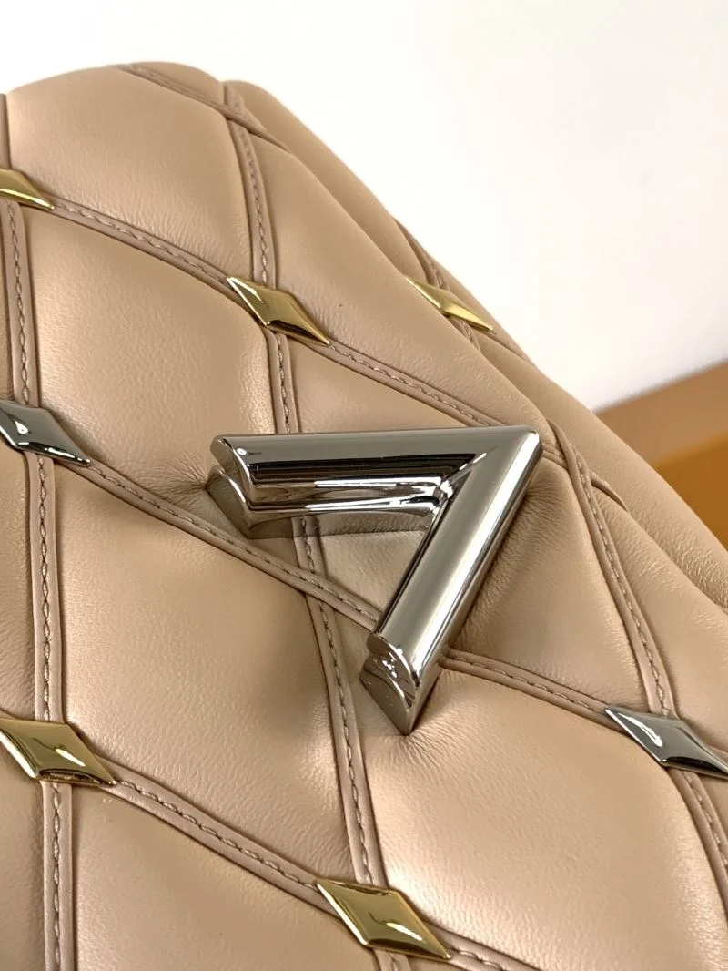 Official Louis Vuitton Twist Bags