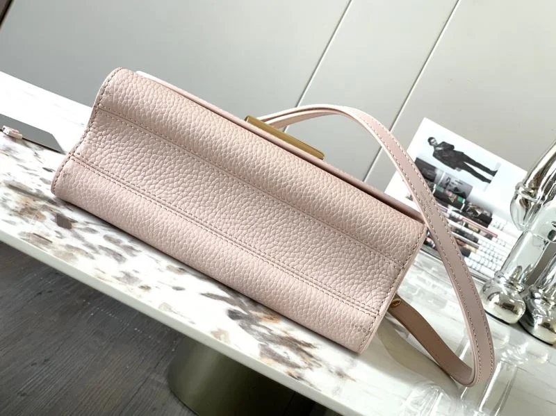 Top mirror Louis Vuitton Twist Bags