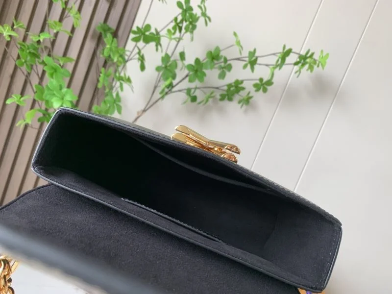 Original Louis Vuitton Twist Bags