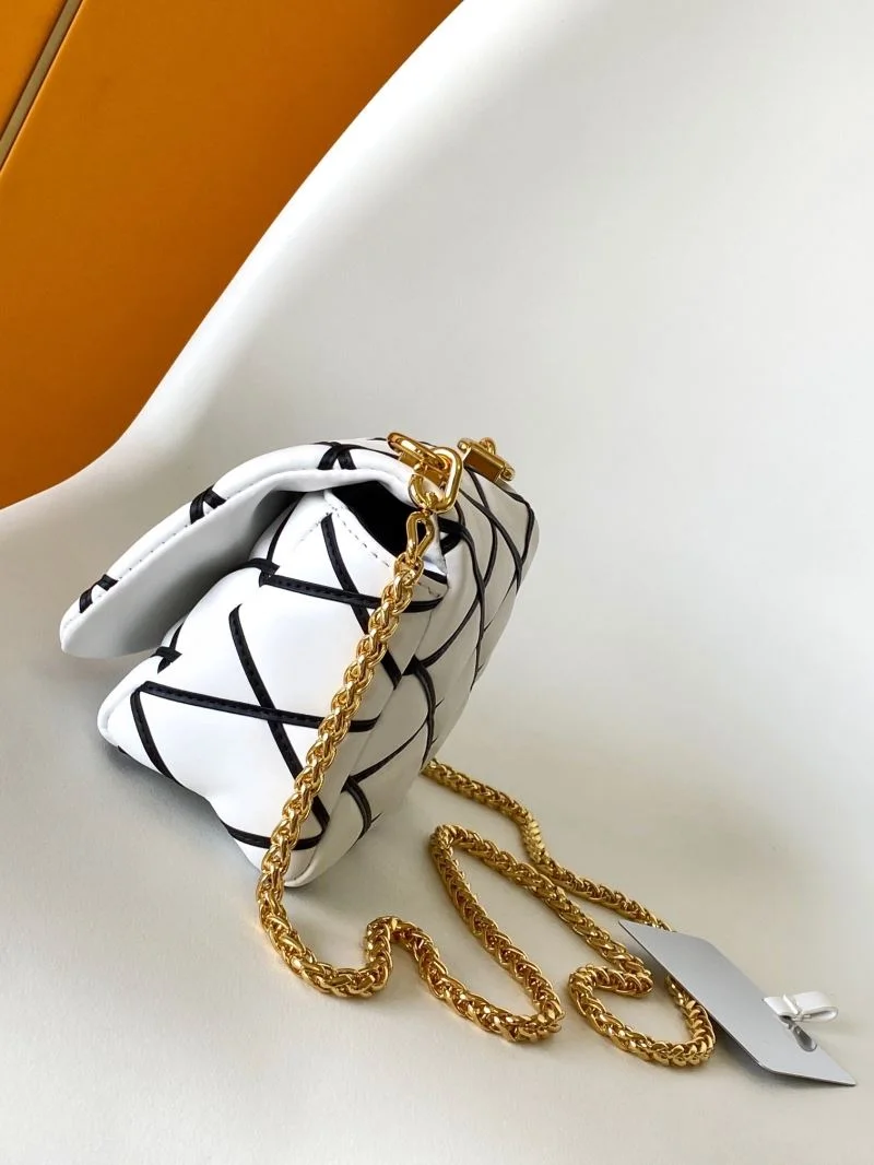 Top match Louis Vuitton Twist Bags