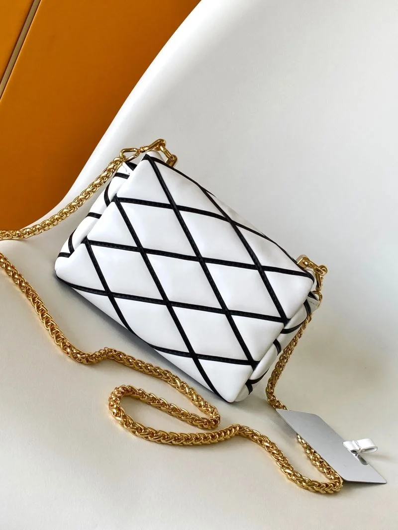 Top match Louis Vuitton Twist Bags