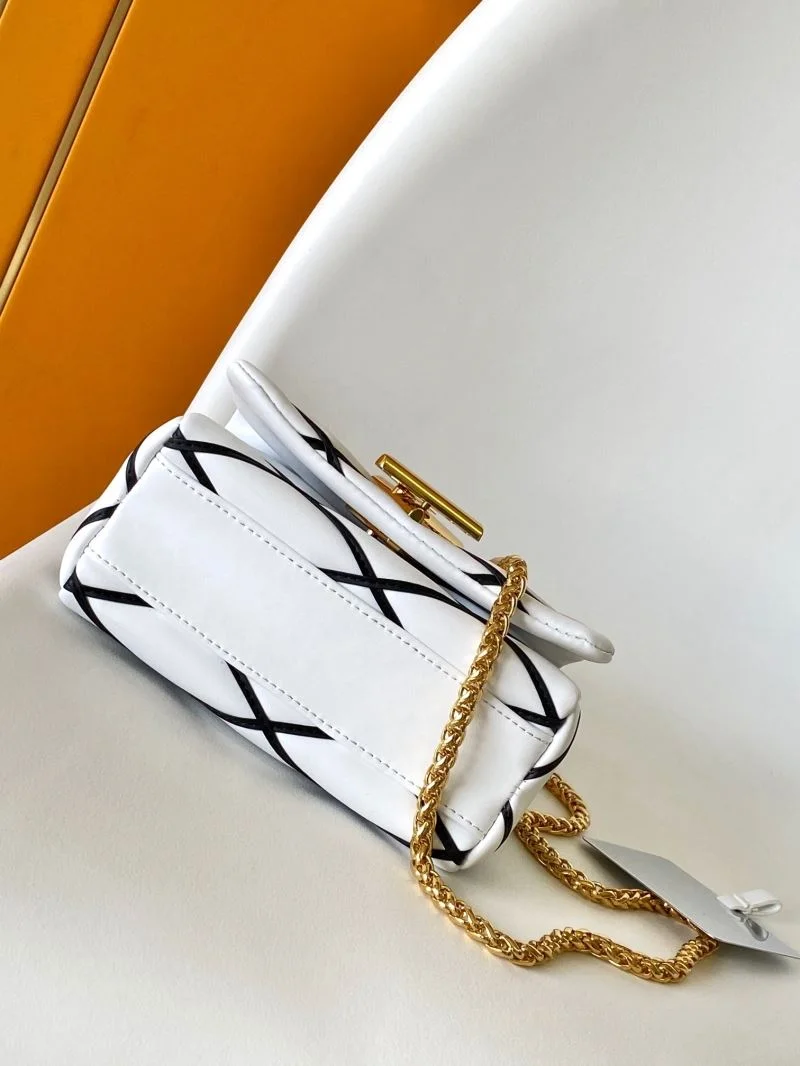 Top match Louis Vuitton Twist Bags