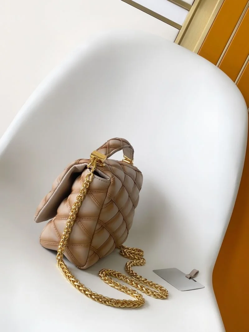 Accurate model Louis Vuitton Twist Bags
