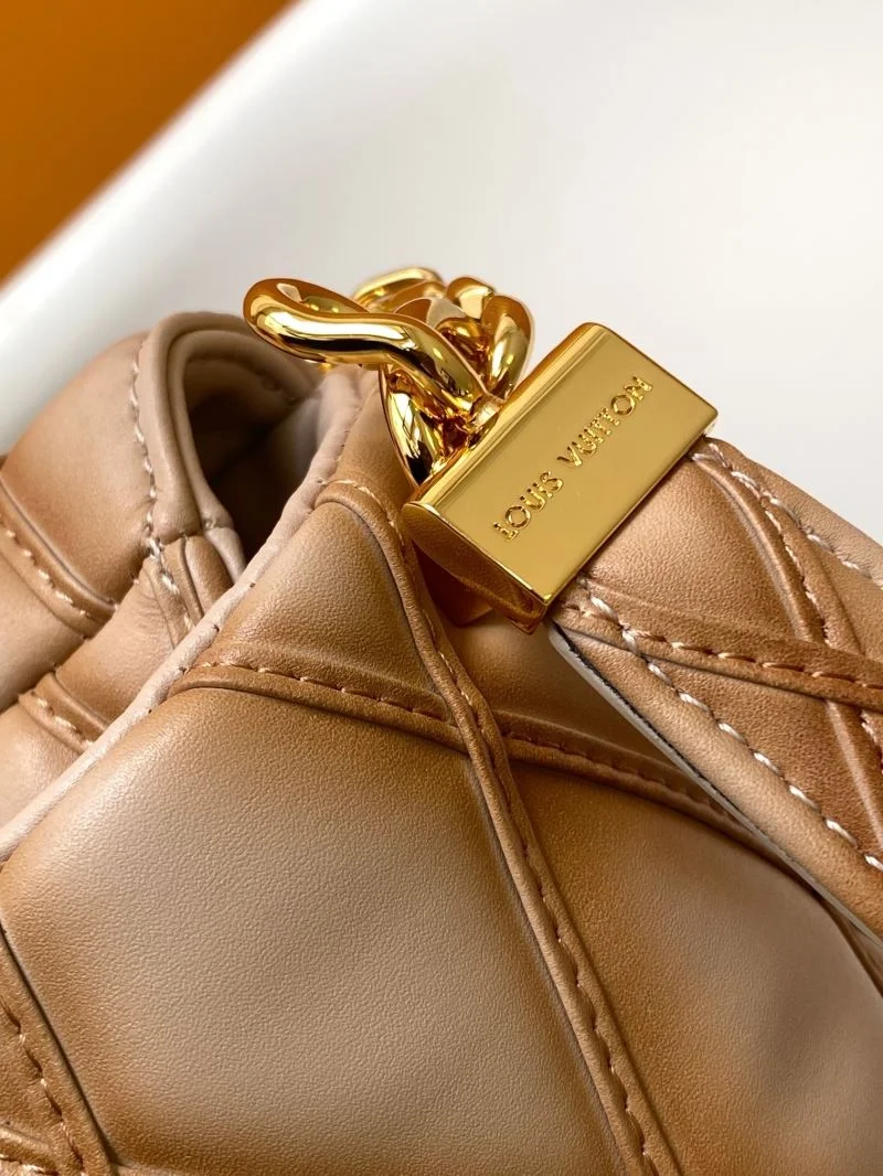 Accurate model Louis Vuitton Twist Bags