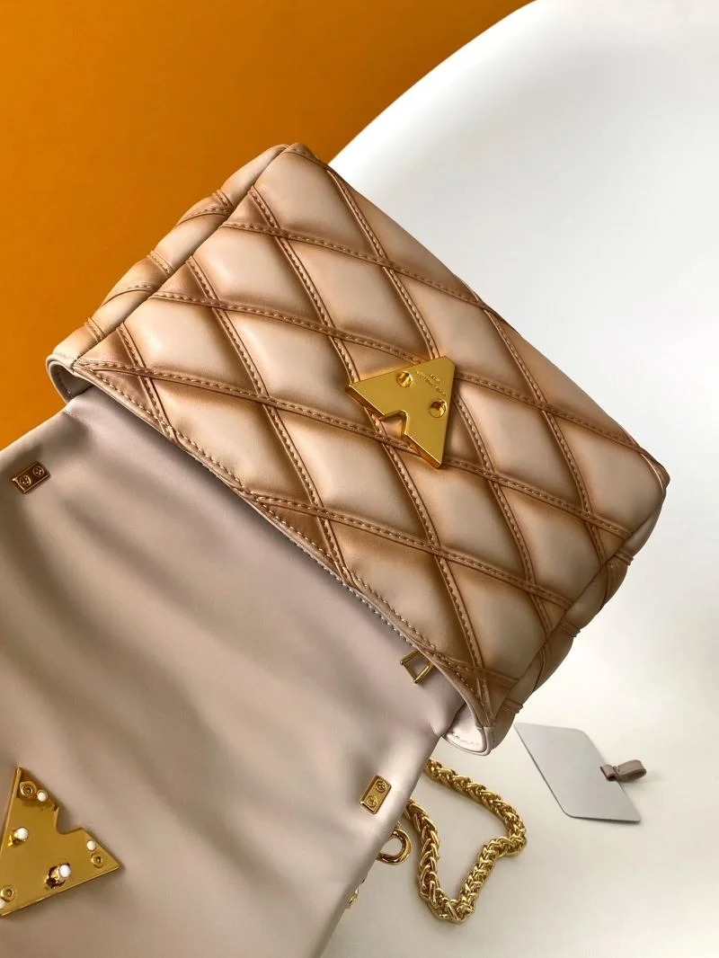 Accurate model Louis Vuitton Twist Bags