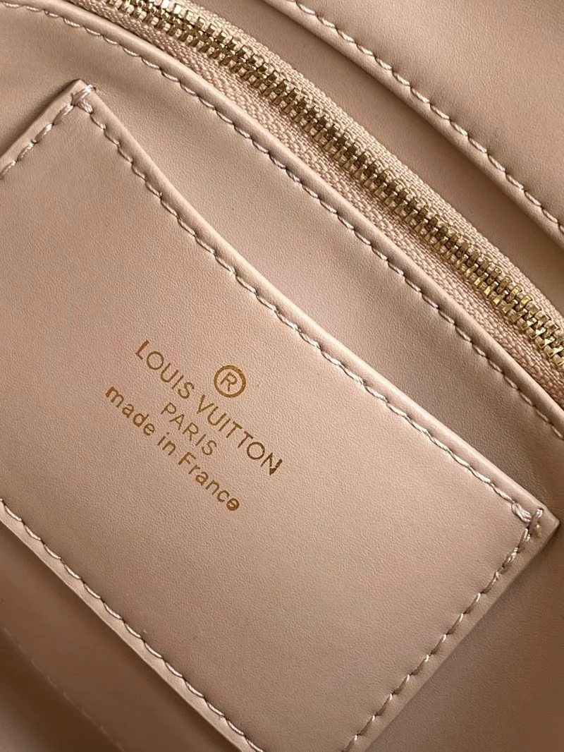 Accurate model Louis Vuitton Twist Bags