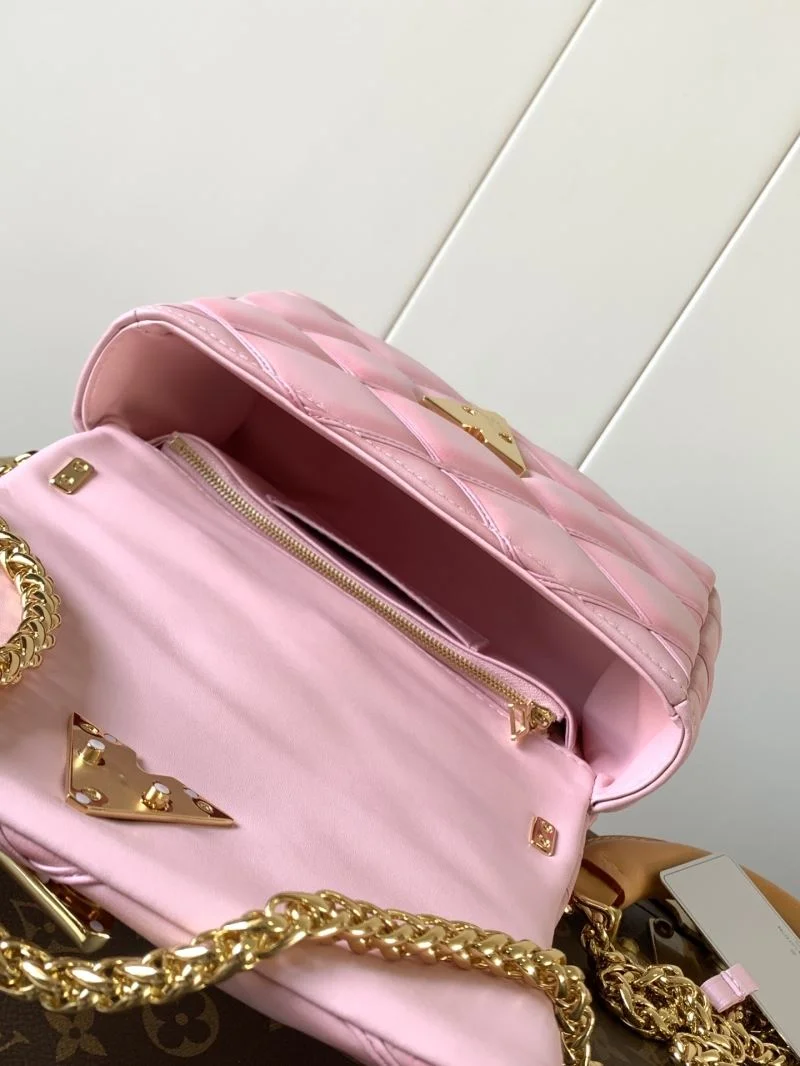 Accurate model Louis Vuitton Twist Bags