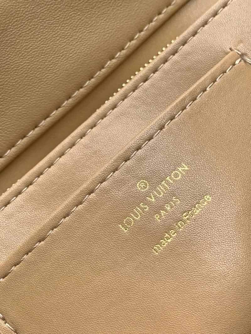 Exact replica Louis Vuitton Twist Bags