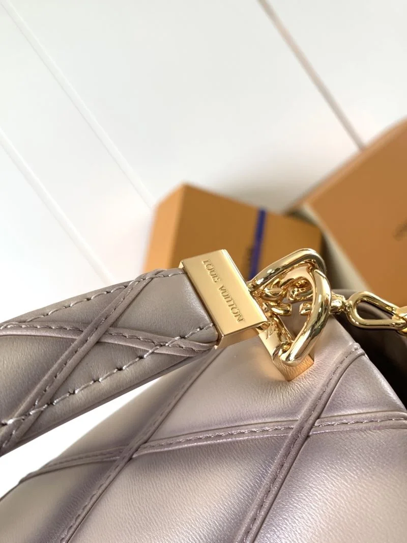 Top match Louis Vuitton Twist Bags