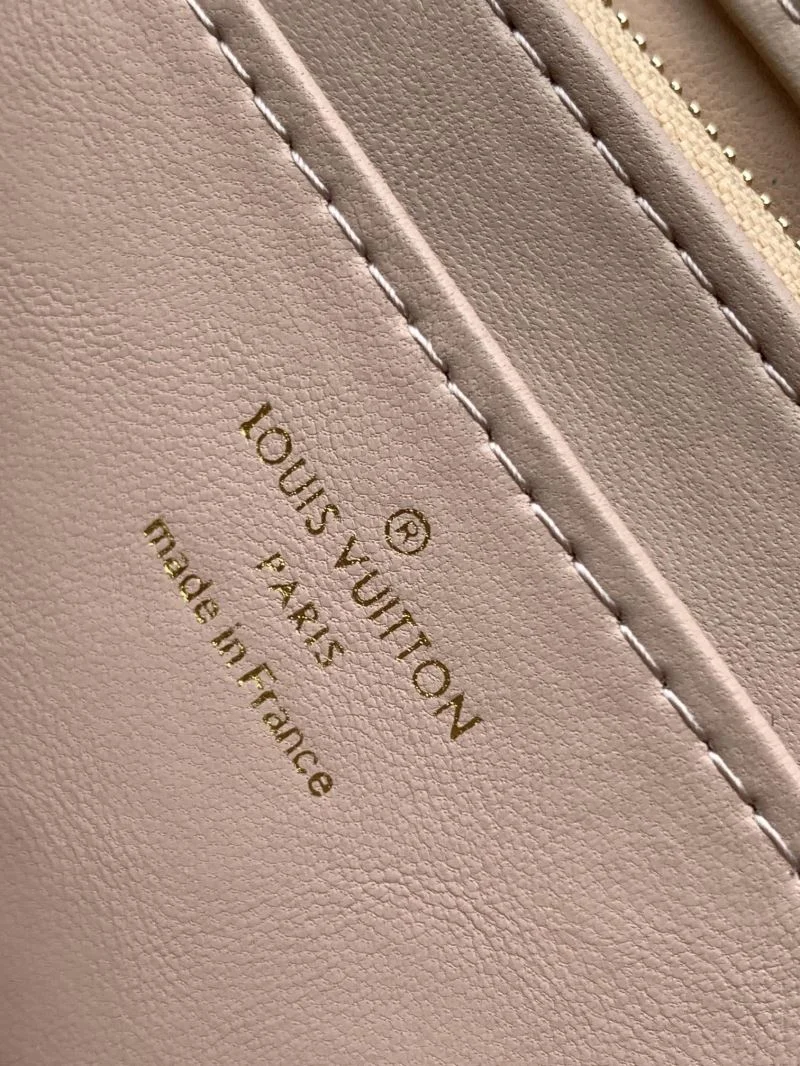 Top match Louis Vuitton Twist Bags