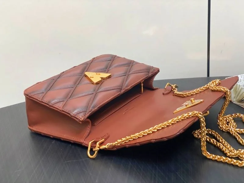 Low-cost Louis Vuitton Twist Bags