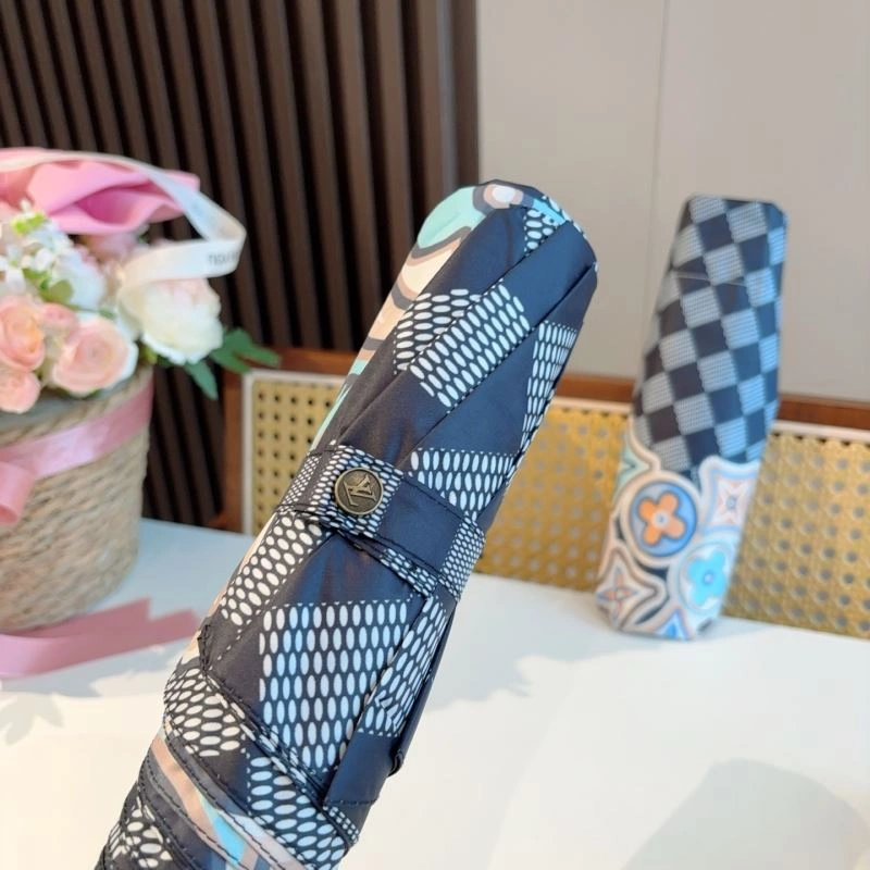 Indistinguishable Louis Vuitton Umbrella
