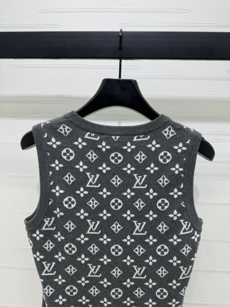 Accurate model Louis Vuitton Vest