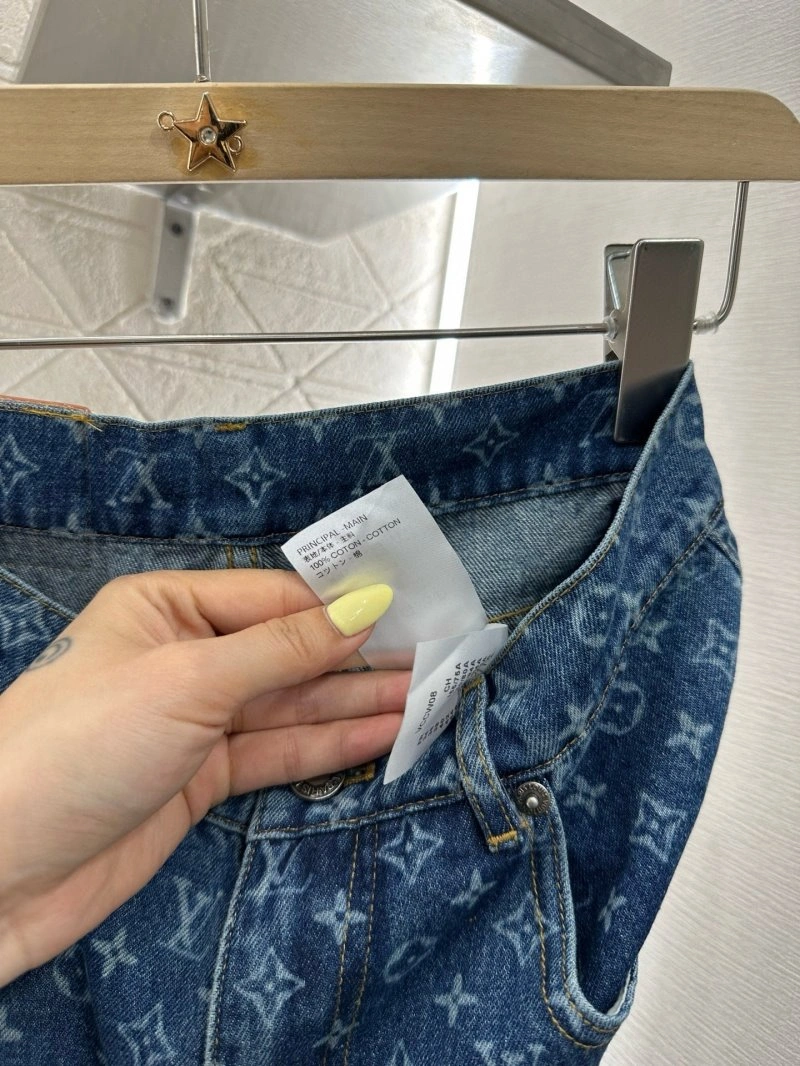 Accurate model Louis Vuitton Vest
