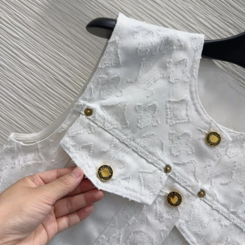 Accurate model Louis Vuitton Vest