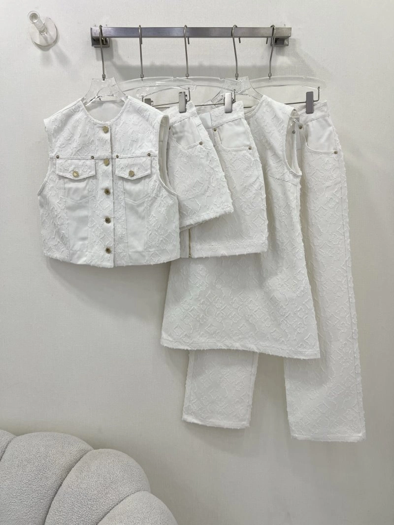 Bargain Louis Vuitton Vest