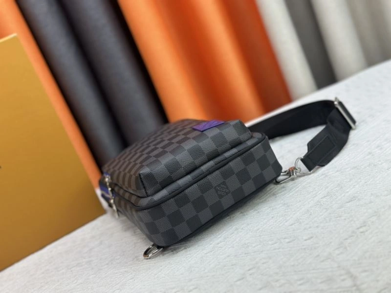 Top mirror Louis Vuitton Waist Chest Packs