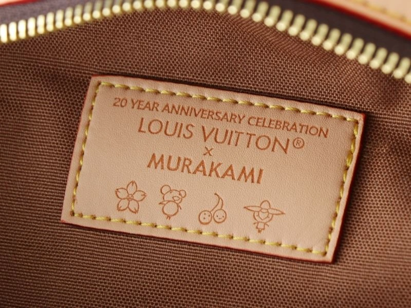 Brand-authenticated Louis Vuitton Waist Chest Packs
