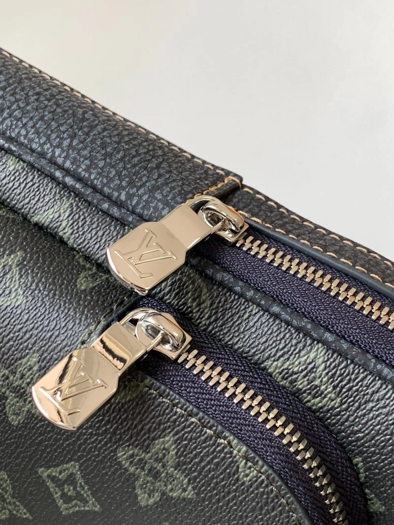 Brand-authenticated Louis Vuitton Waist Chest Packs