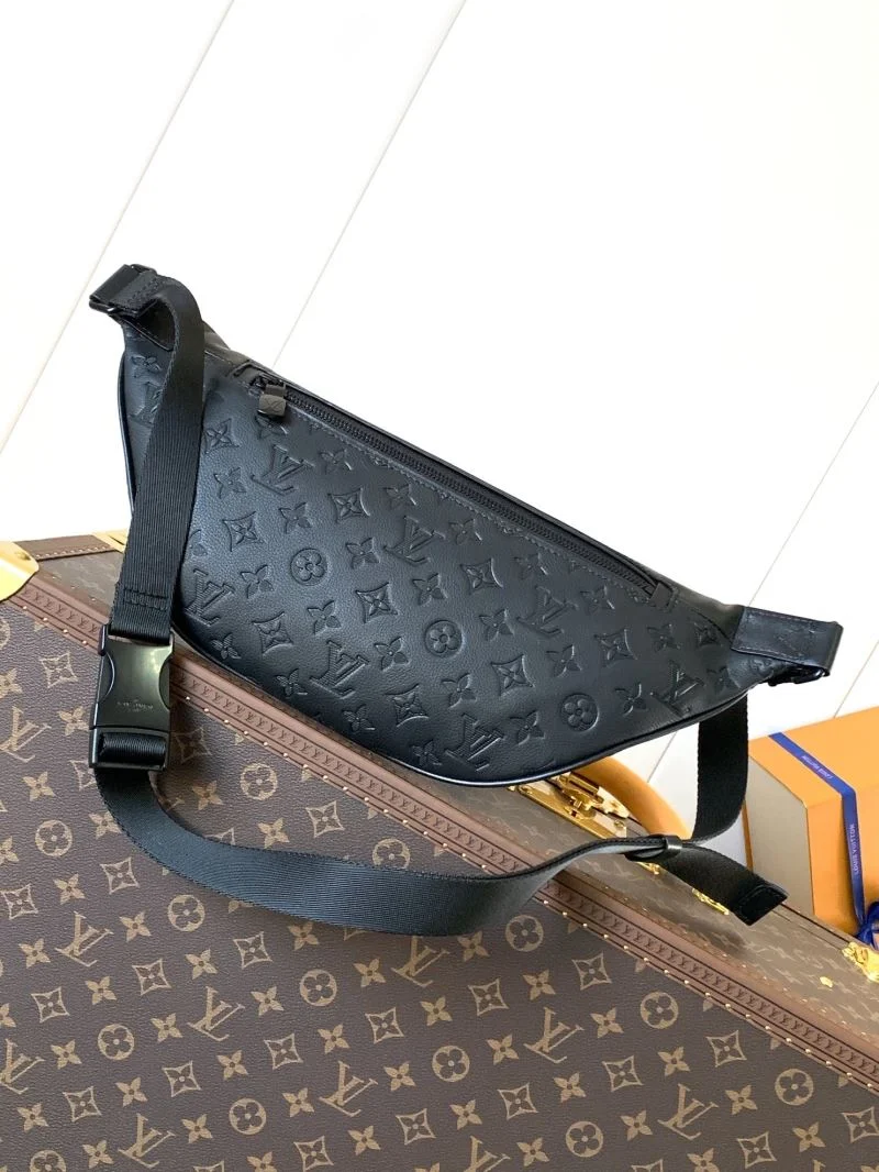 Brand-authenticated Louis Vuitton Waist Chest Packs