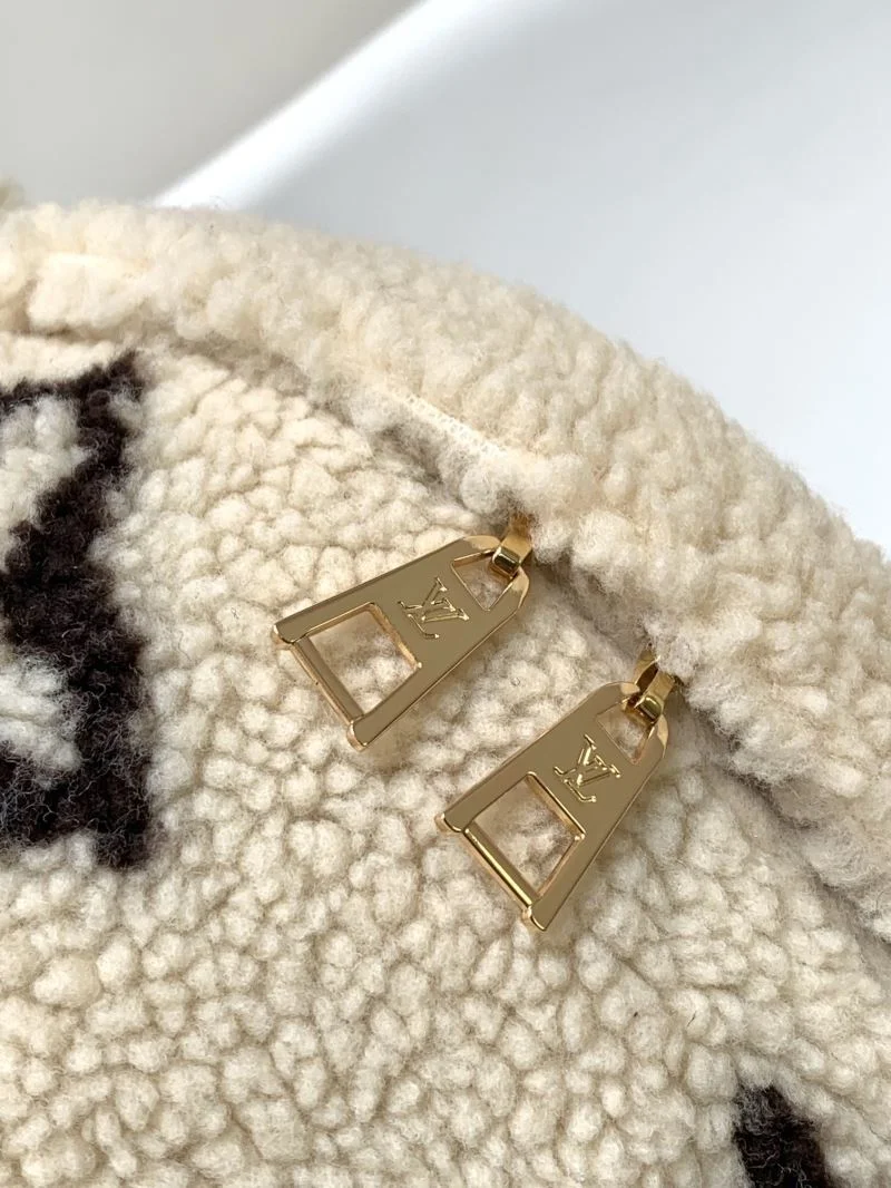 1:1 copy Louis Vuitton Waist Chest Packs
