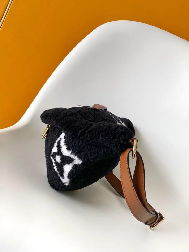 Mirror quality Louis Vuitton Waist Chest Packs