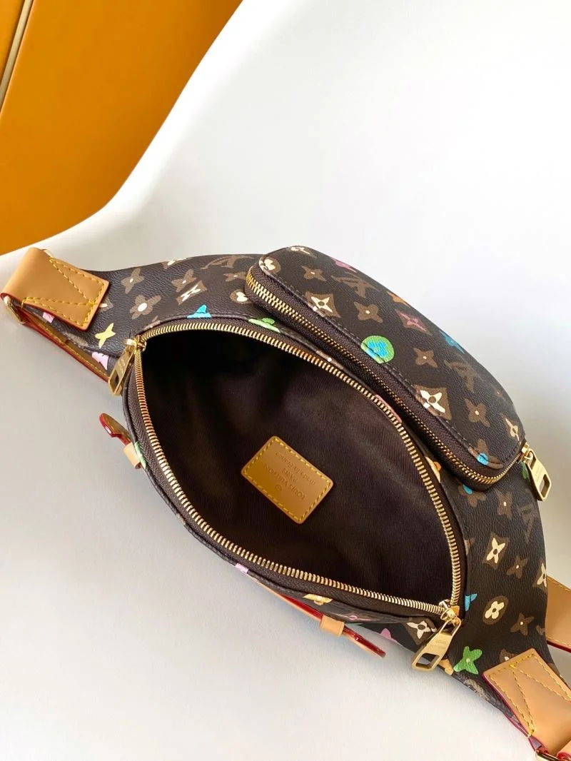 Top mirror Louis Vuitton Waist Chest Packs