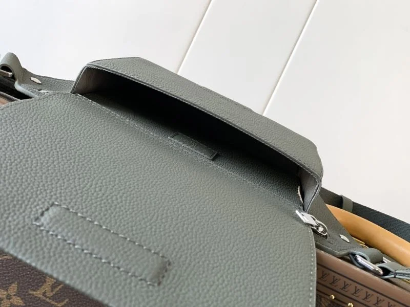 Official Louis Vuitton Waist Chest Packs