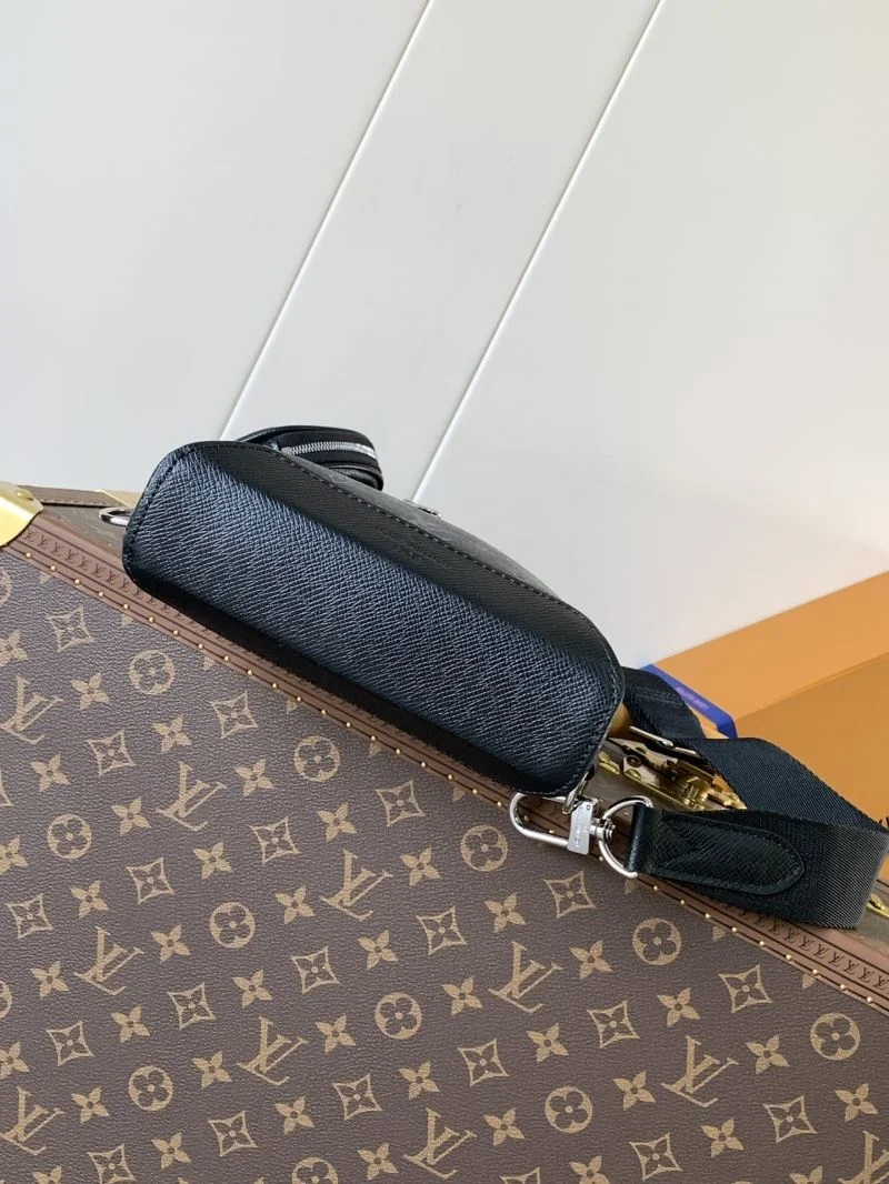 High fidelity Louis Vuitton Waist Chest Packs
