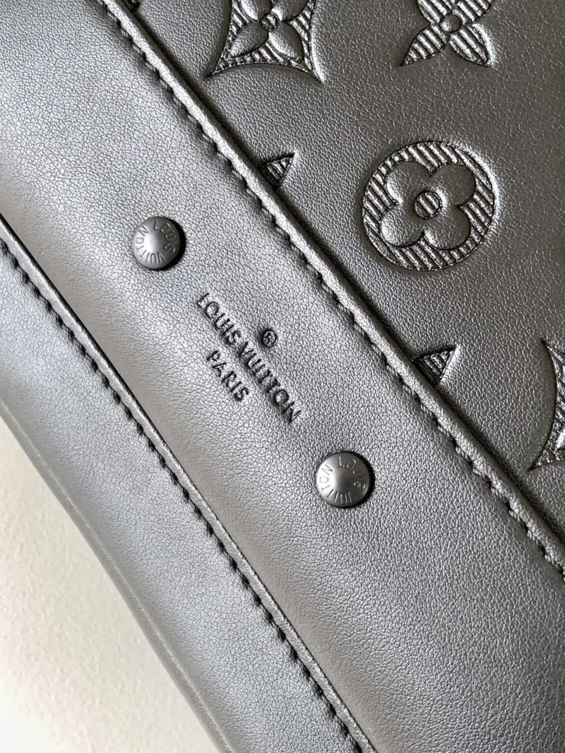 Top match Louis Vuitton Waist Chest Packs