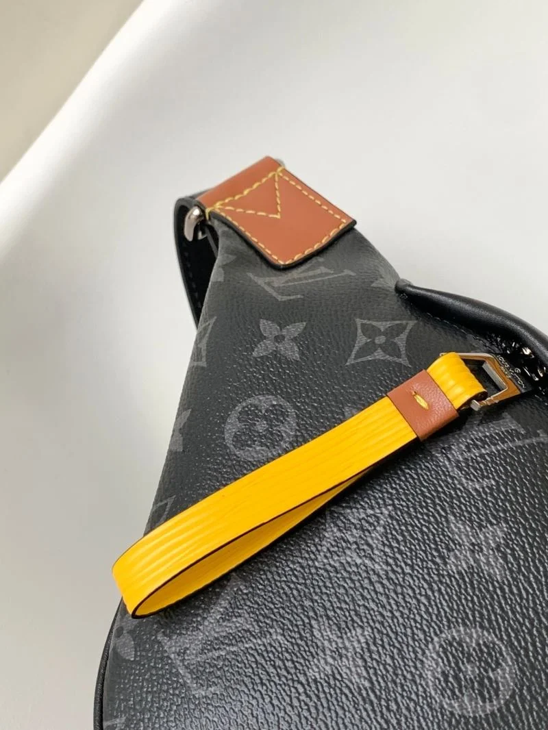 Brand-authenticated Louis Vuitton Waist Chest Packs