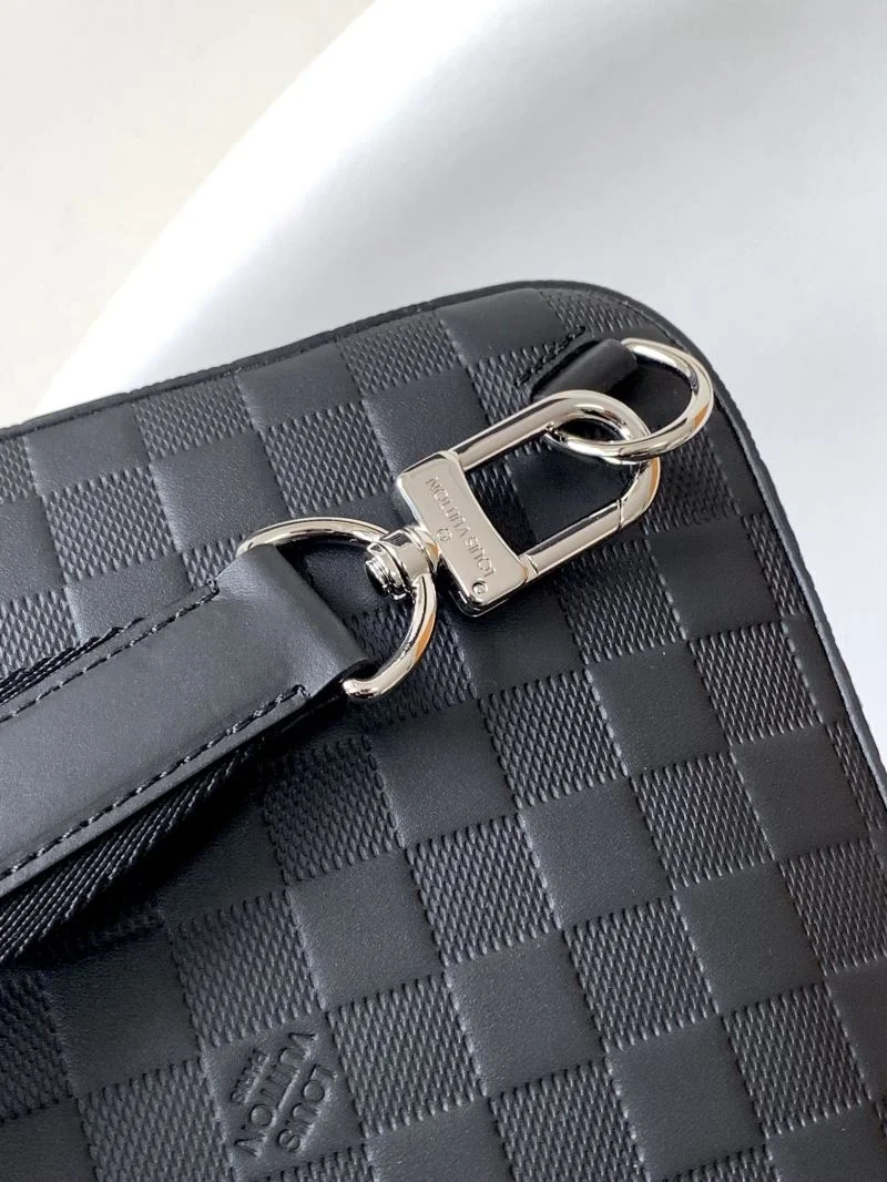 Accurate model Louis Vuitton Waist Chest Packs