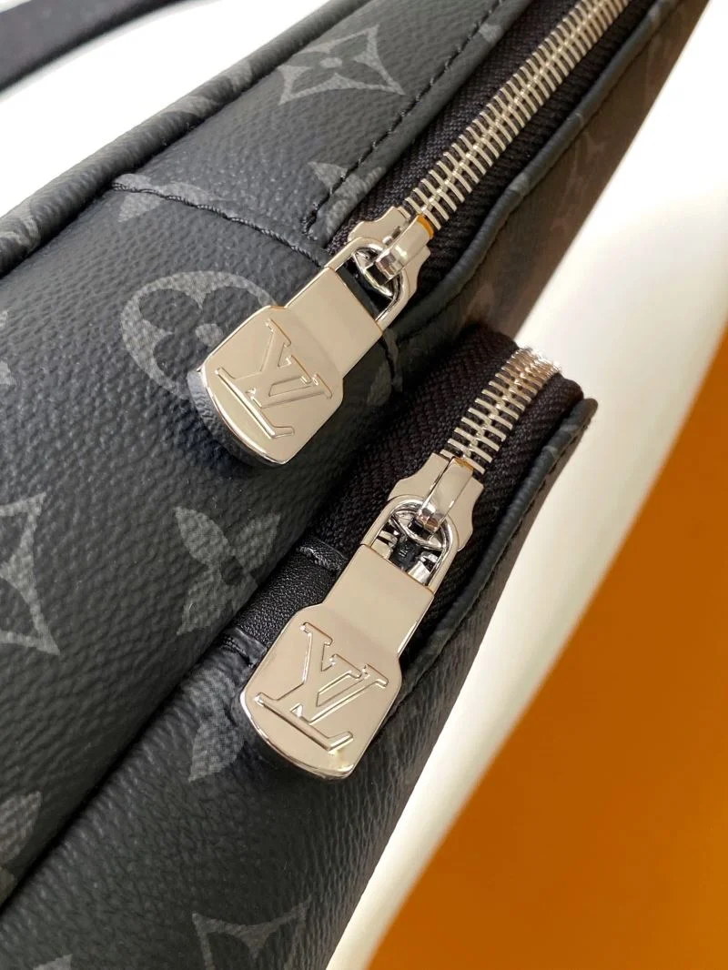 Accurate model Louis Vuitton Waist Chest Packs