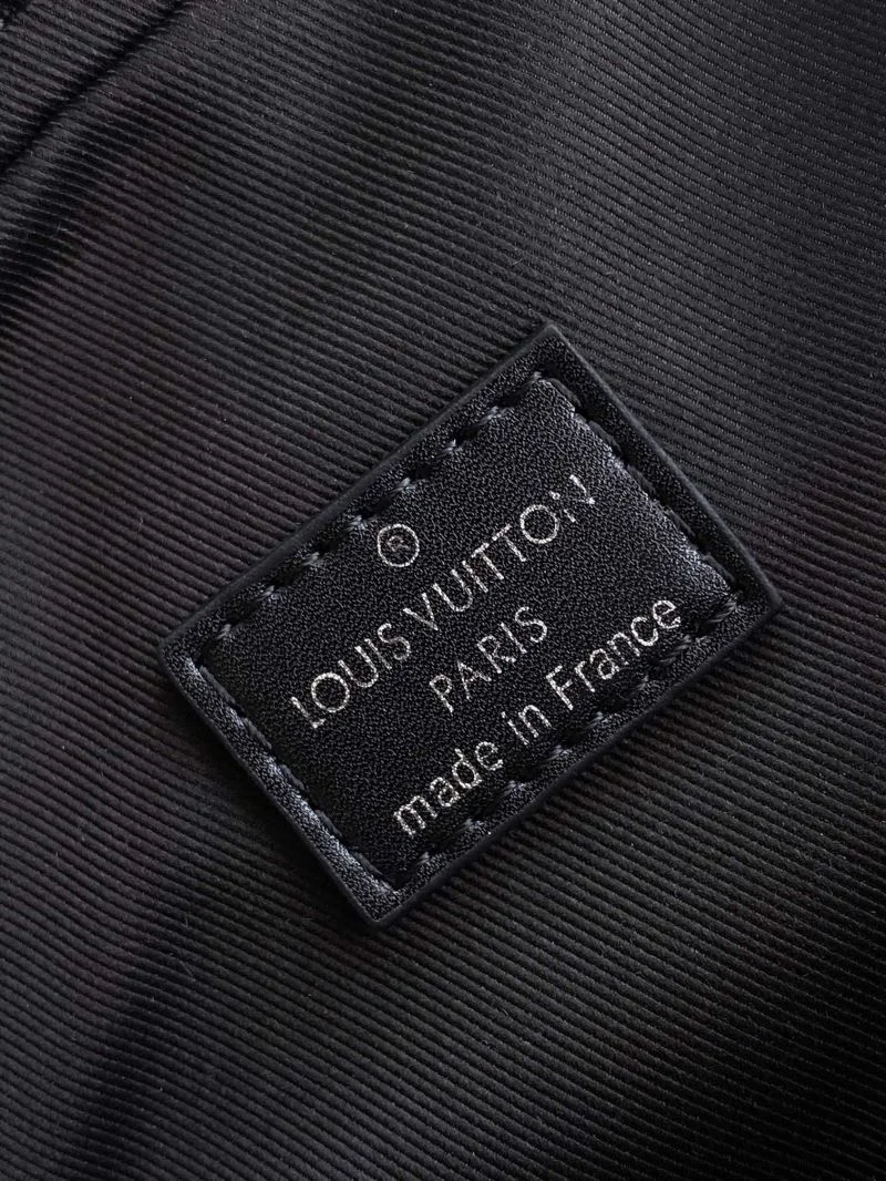 Accurate model Louis Vuitton Waist Chest Packs