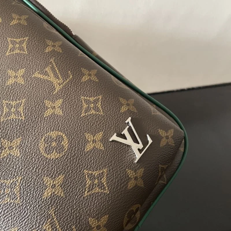 Cut-rate Louis Vuitton Waist Chest Packs