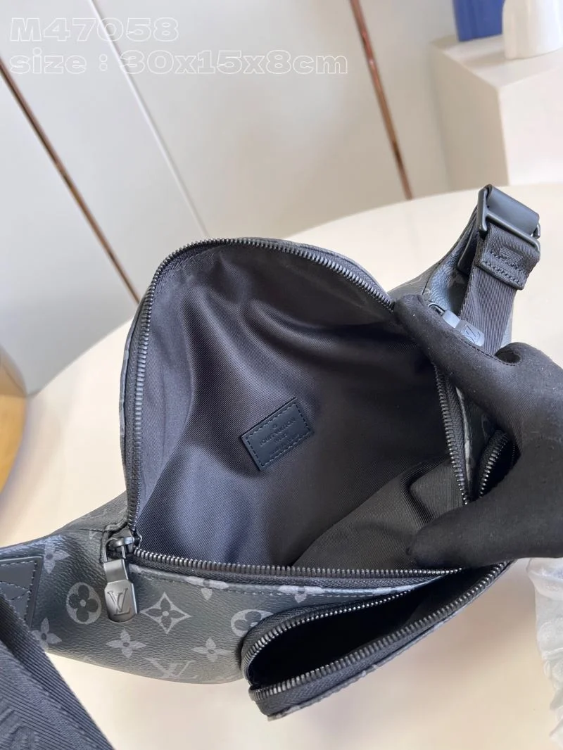 Brand-authenticated Louis Vuitton Waist Chest Packs