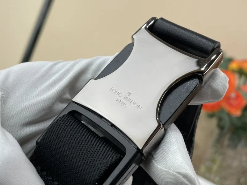 High accuracy Louis Vuitton Waist Chest Packs