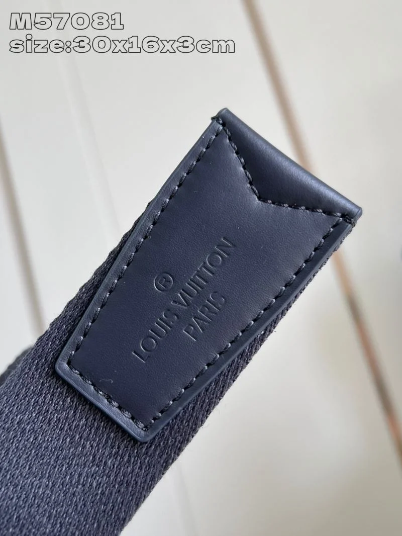 High fidelity Louis Vuitton Waist Chest Packs