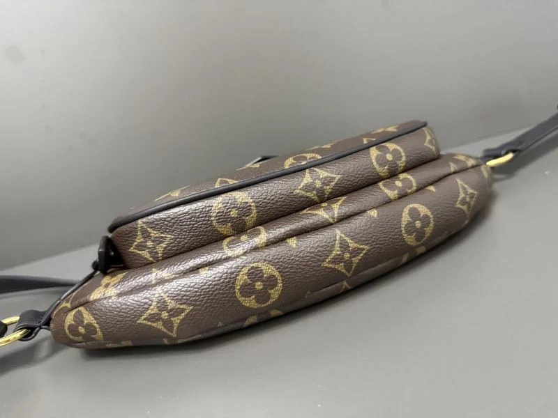 Inexpensive Louis Vuitton Waist Chest Packs